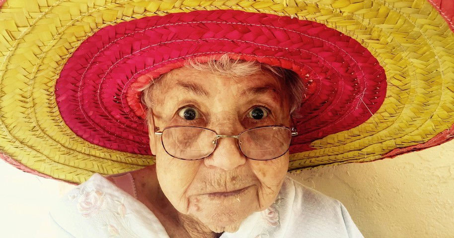 Frases e situações que definem o que é ser avó ou avô - Pensador