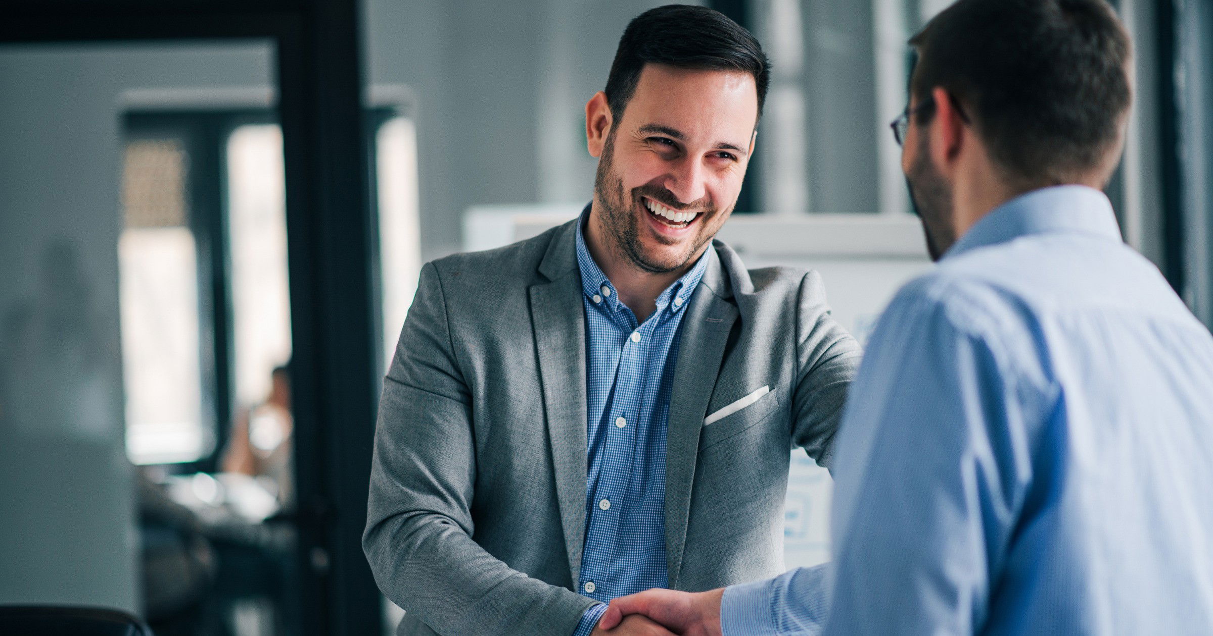 Frases para cliente amigo - Pensador