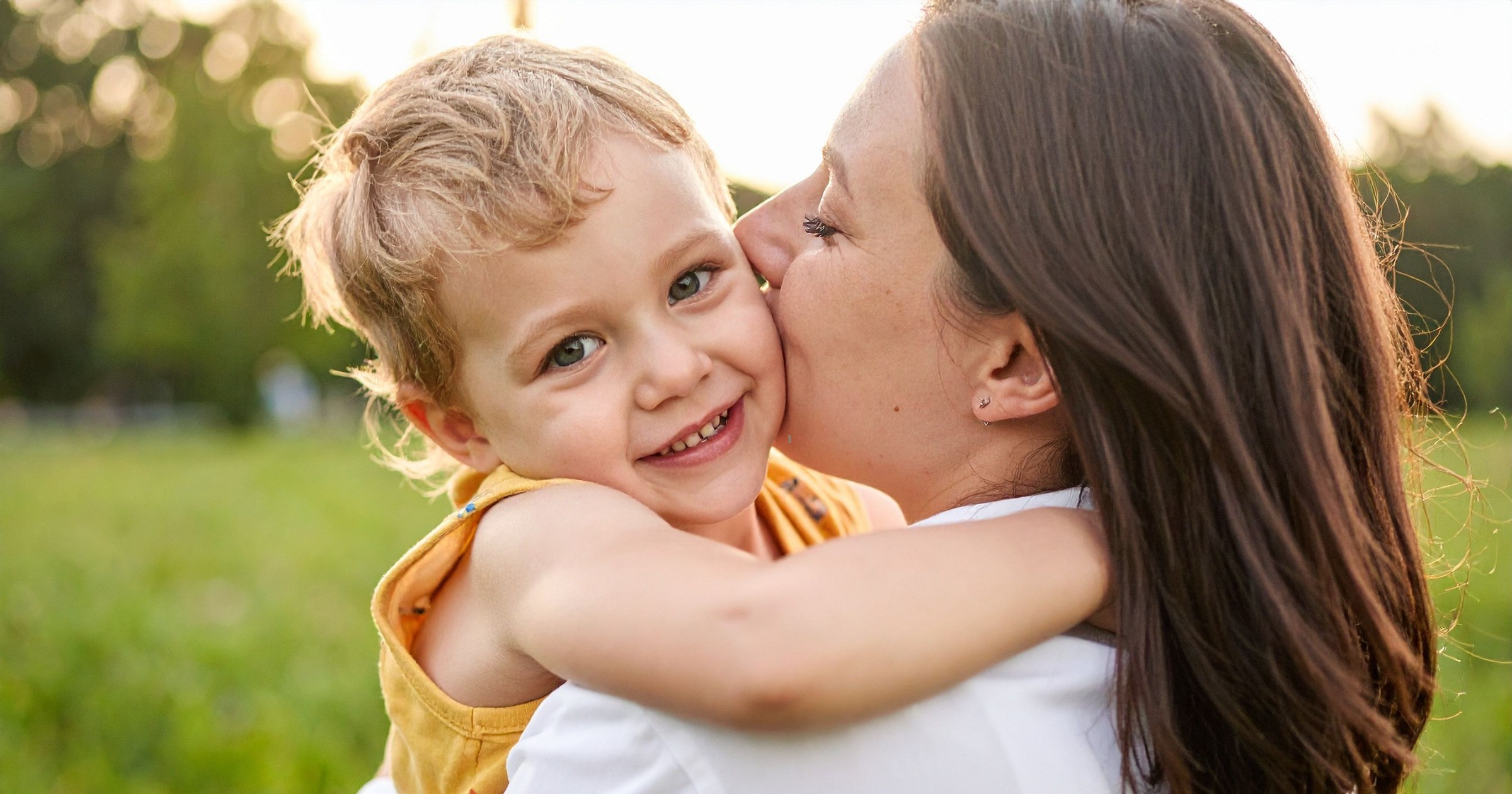 52 frases de amor de mãe que celebram esse carinho incondicional - Pensador
